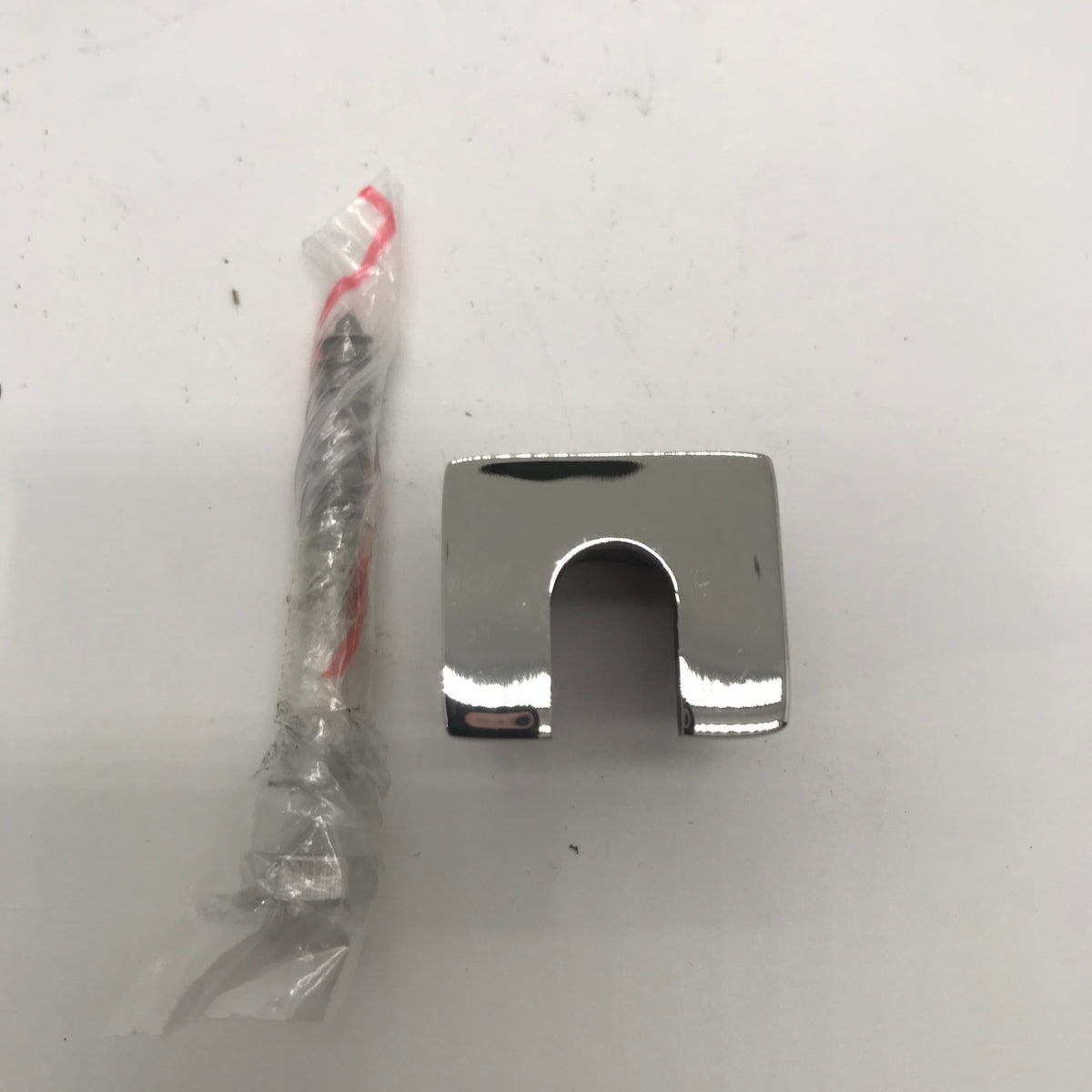 25*21 End Cap Bracket Satin